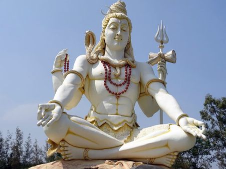 বাড়িতে শিব ঠাকুরের ছবি বা মূর্তি রাখা কি আদৌ উচিত? | এমনটা বিশ্বাস করা ...