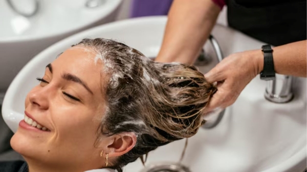 Real Vs Fake Shampoo : आपका शैंपू असली है या नकली, इन ट्रिक्‍स से पता ...