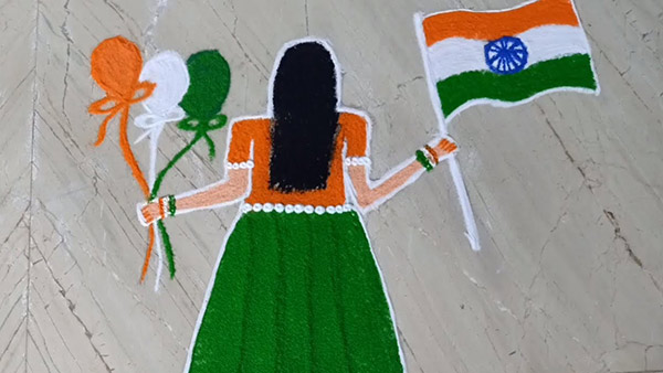 15th August Rangoli Idea: स्‍कूल-ऑफ‍िस को इन तिरंगा रंगोली से रंग दे ...