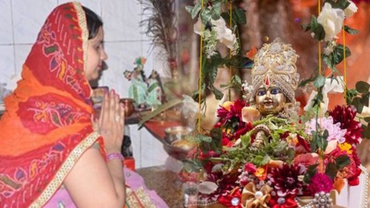 Janmashtami Vrat Me Pani Pina: जन्माष्टमी व्रत में पानी पी सकते हैं या ...
