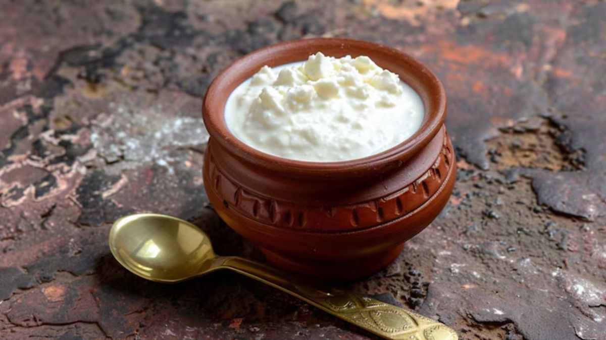 Curd Adulteration: कहीं आप केम‍िकल वाला दही तो नहीं खा रहें? खाने से ...