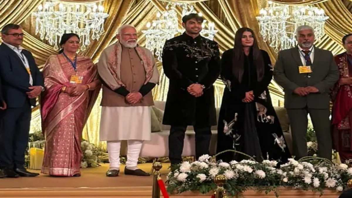 Neeraj Chopra Reception: नीरज चोपड़ा-हिमानी मोर ने किया ग्रैंड रिसेप्शन ...