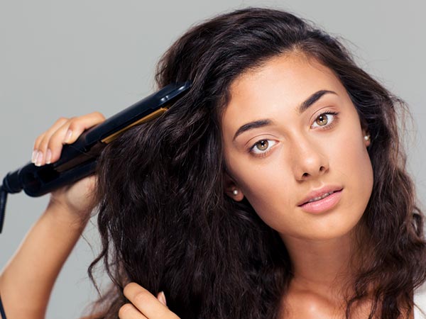 These 3 Hair Straightening Mistakes Are A Must Avoid
