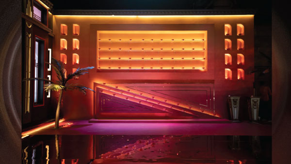 Koffee With Karan 7: Inside The Sets Of Karan Johar's Chat Show - Boldsky.com