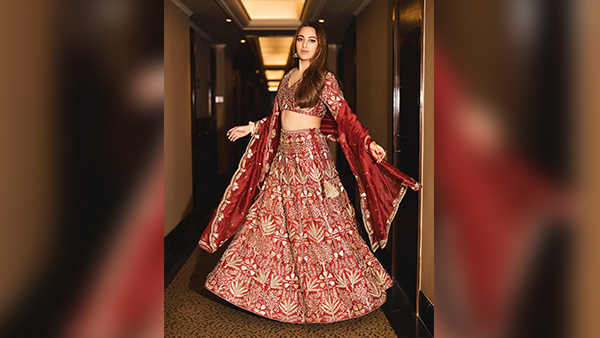 Sonakshi Sinhas Ethnic Style 6 Outfits From Heeramandi Star To Inspire Your Wedding Guest Look
