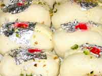 ಸಂತೋಷಪಡುವವರಿಗೆ ಸಿಹಿ ತಿನಿಸು ಚಂಪಾಕಲಿ | Champakali | Indian Sweets ...