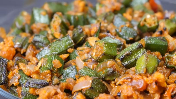 ಕಡಲೆ ಹಿಟ್ಟು ಬಳಸಿ ಬೆಂಡೆಕಾಯಿ ಪಲ್ಯ ಮಾಡಿ..! ಈ ರುಚಿ ನೀವೆಂದು ಮರೆಯಲ್ಲ..! | How ...