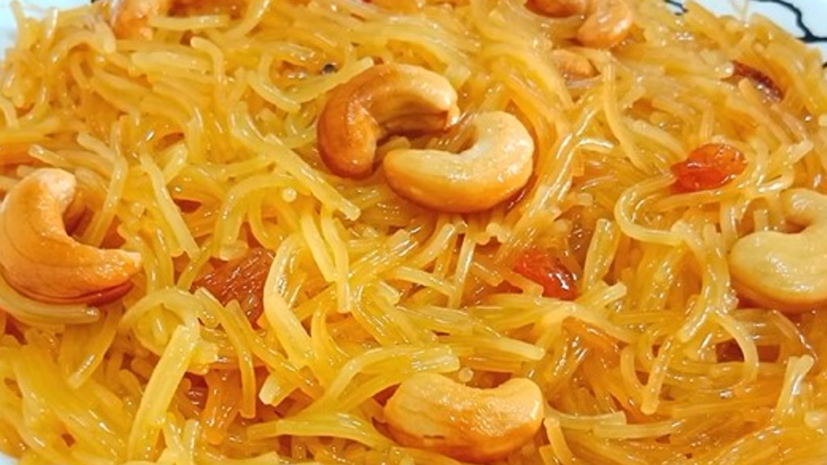 1 ಕಪ್ ಶಾವಿಗೆ 2 ಸ್ಪೂನ್ ತುಪ್ಪದಲ್ಲಿ ಅದ್ಭುತ ರುಚಿಯ ಶಾವಿಗೆ ಕೇಸರಿ ಬಾತ್ ಮಾಡಿ ...