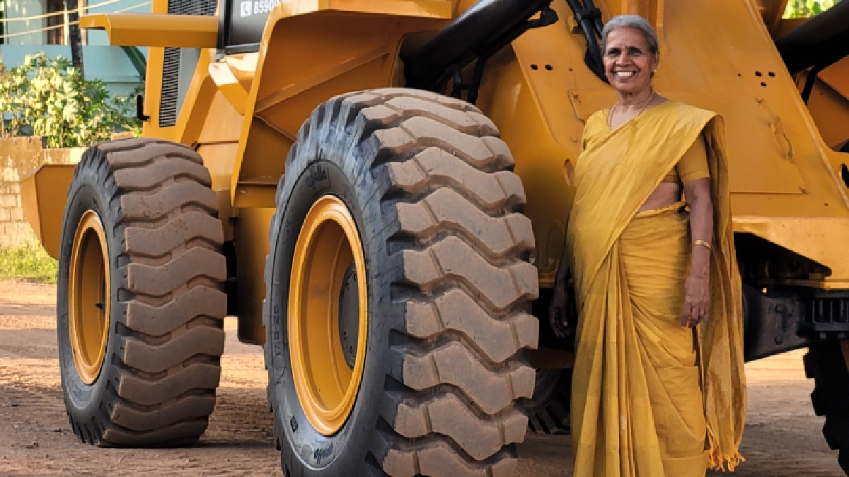 വയസ്സ് 74, കയ്യിലുള്ളത് 12 ലൈസന്‍സ്, ബസ് മുതല്‍ ജെസിബി വരെ പുഷ്പം പോലെ ...