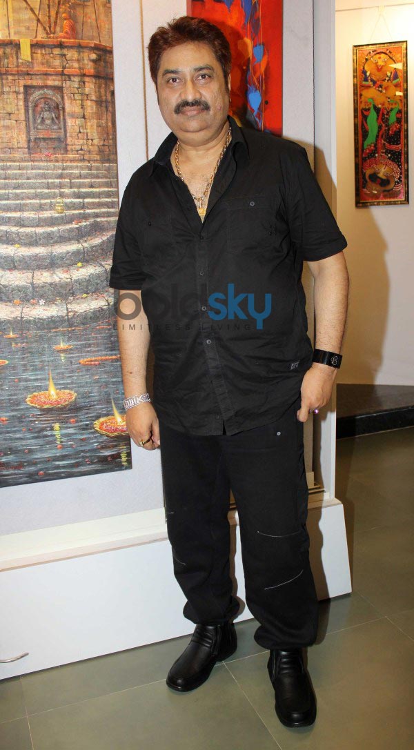 Celebs at JS art gallery's new studio launch - Boldsky
