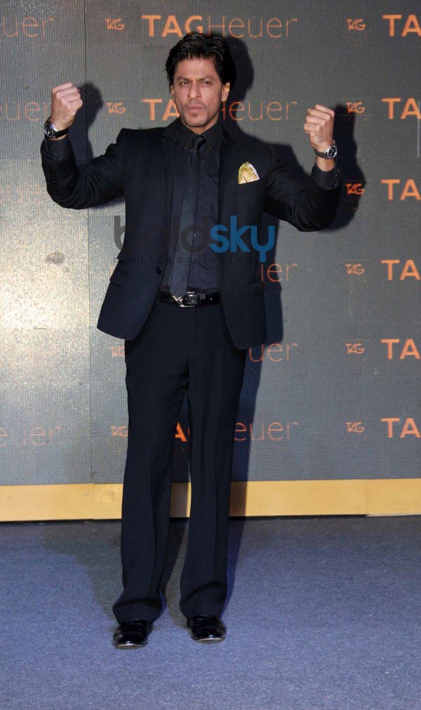 Shah Rukh Khan unveils Tag Heuer's watch - Boldsky