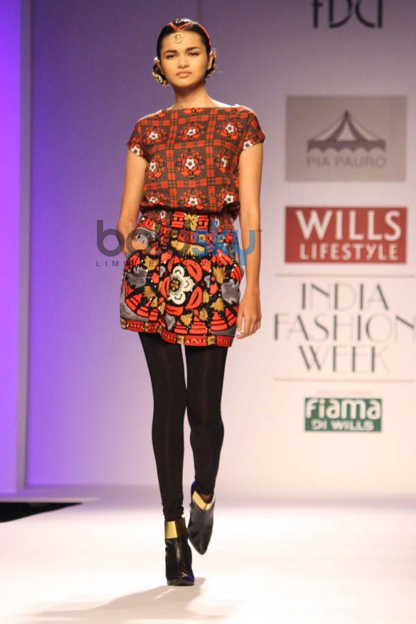 WIFW 2014 day 3 Pia Pauro show - Boldsky