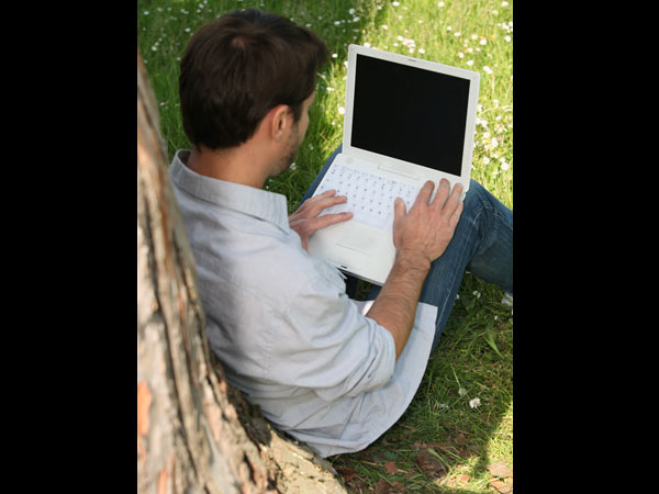 Negative Effects Of Gadgets On Your Health - Boldsky