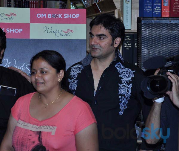 Arbaaz Khan launches Vickrant Mahajan Book - Boldsky