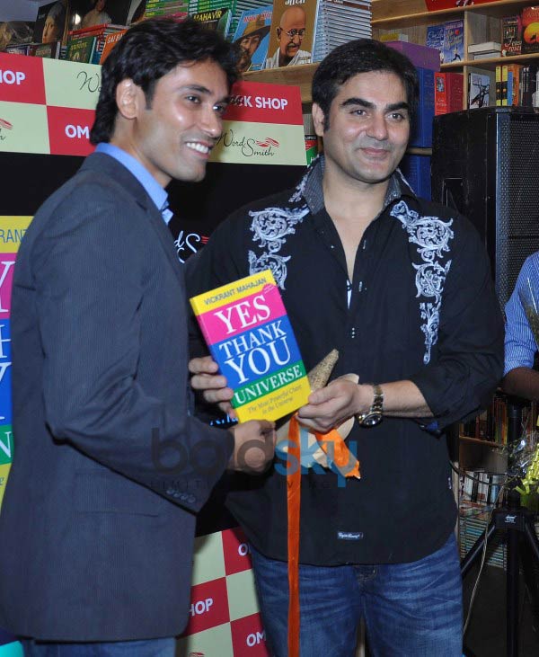 Arbaaz Khan launches Vickrant Mahajan Book - Boldsky