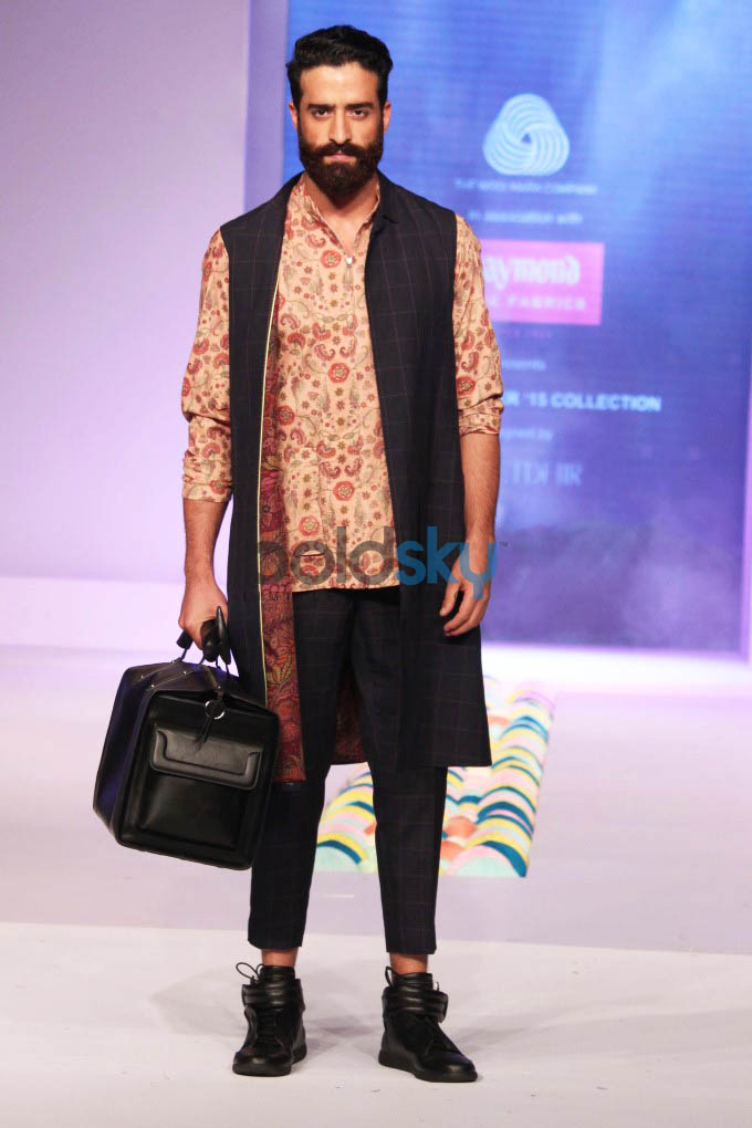 Raymond With Woolmark Introduces Spring Summer Collection - Boldsky