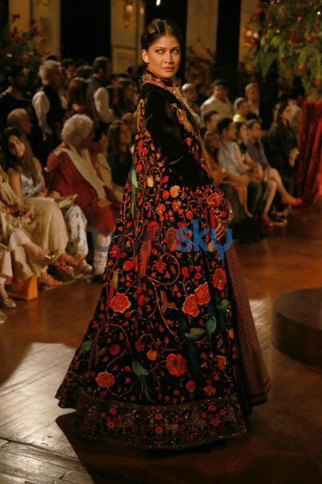 Designer Rohit Bal Show At AIFW 2015 - Boldsky