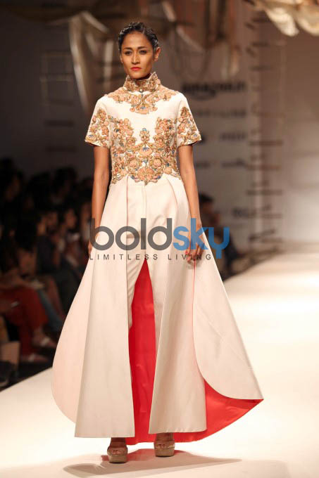 Designer Samant Chauhan Show At AIFW - Boldsky