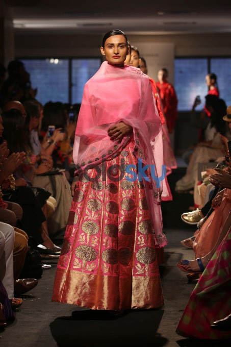 Opening Show By Sanjay Garg At AIFW - Boldsky
