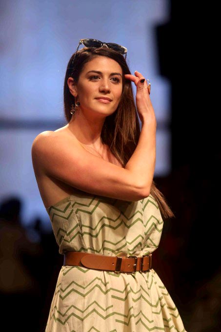 Shift Show At Lakme Fashion Week 2016 - Boldsky