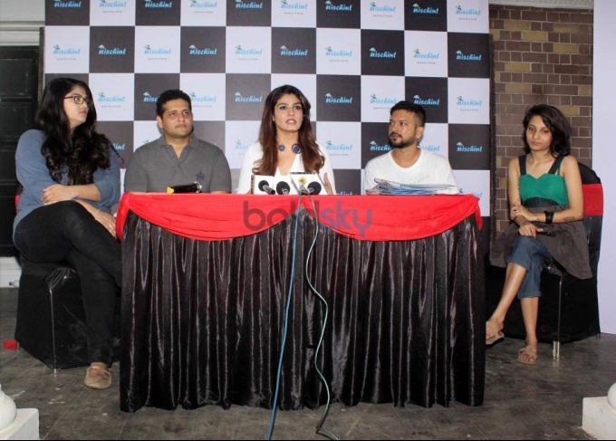 Raveena Tandon Launch New App Nischint At Thai Villa Mumbai - Boldsky