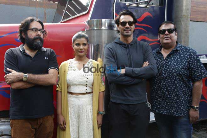 Arjun Rampal With Aishwarya Rajesh At A Press Meet To Promote Daddy In ...