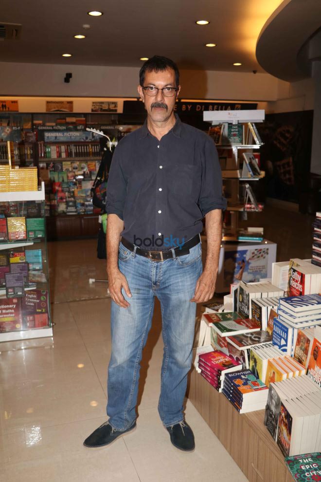 Book Launch Of Shubhra Gupta 50 Films That Changed Bollywood Launched ...