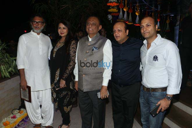 Karishma Kapoor At Asif Bhamla Foundation Host Diwali Bash With ...