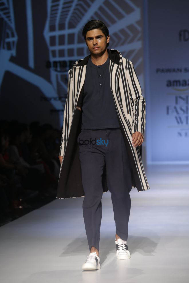 Pawan Sachdeva At Amazon India Fashion Week In New Delhi - Boldsky