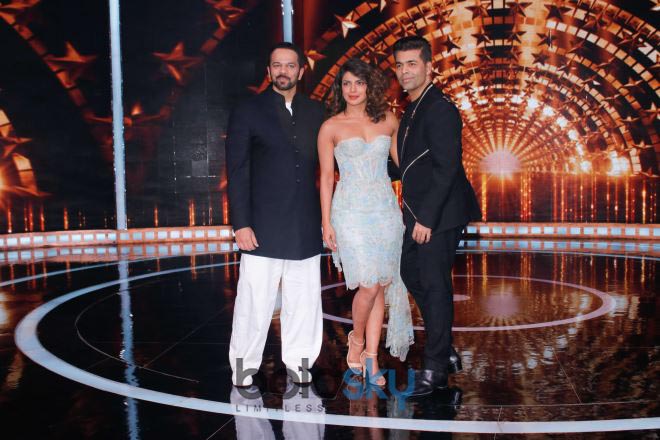 Priyanka Chopra On The Sets Of India's Next Super Star - Boldsky