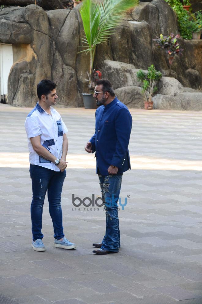 Sanjay Dutt And Dabboo Ratnani Spotted At Bandra - Boldsky