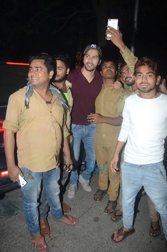 Varun Dhawan And Sujit Sarkar Spotted At BKC Bandra - Boldsky