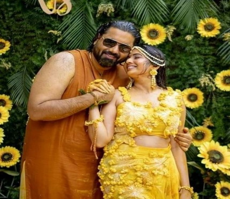 ತರುಣ್ ಸುಧೀರ್ ಜೊತೆ ಸಪ್ತಪದಿ ತುಳಿದ ಸೋನಾಲ್ ಮಾಂಥೆರೋ: ಇಲ್ಲಿವೆ ಫೋಟೋಗಳು ...