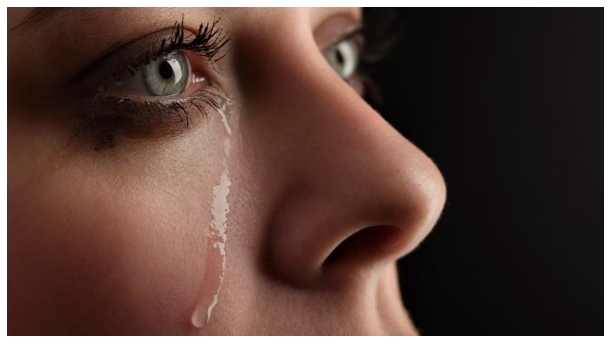 அழுவது உடல் நலத்திற்கு நல்லது.. ஏனென்று தெரியுமா? | crying is good for ...