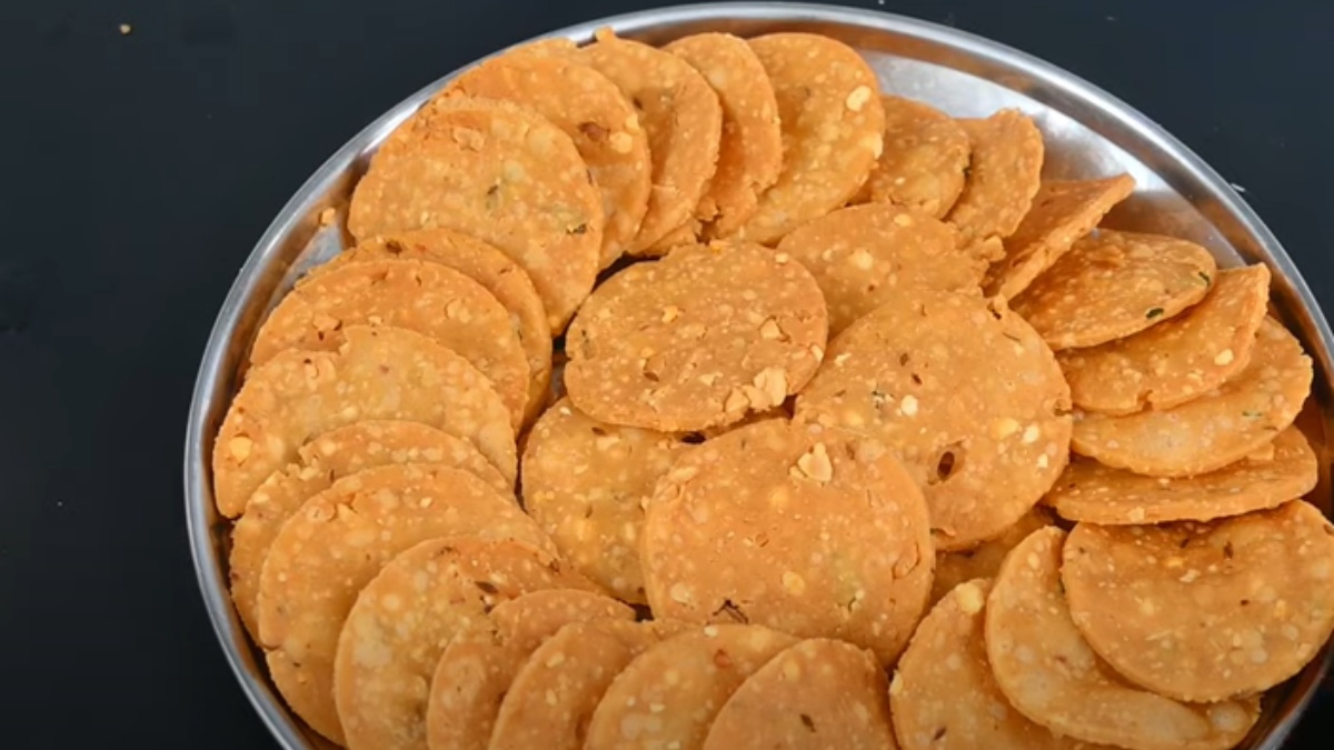 தீபாவளிக்கு ஸ்பெஷலா வீட்டுல தட்டை செய்யுங்க.. மொறுமொறுன்னு சூப்பரா இருக்கும்... | Diwali Special ...