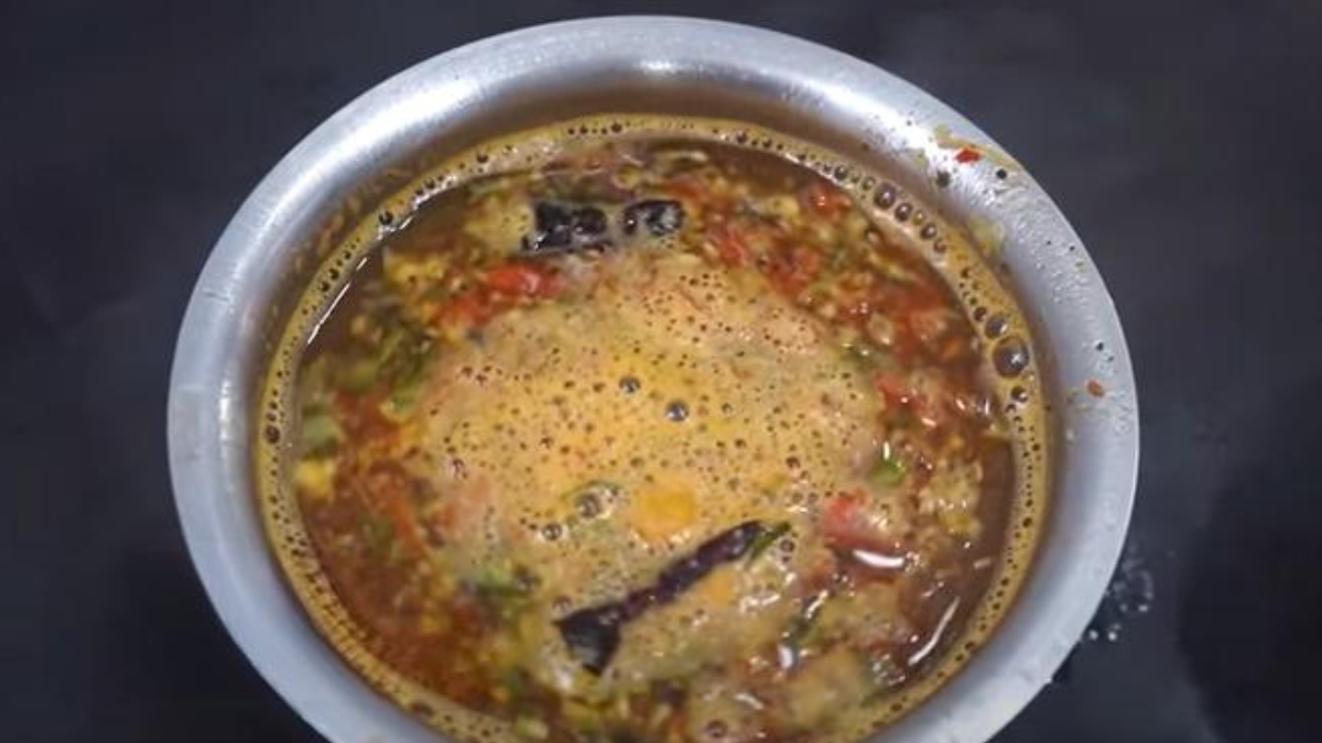 மழைநேரத்தில் இந்த ரசத்தை அடிக்கடி செஞ்சு சாப்பிடுங்க.. நெஞ்சு சளி கரையும் ...