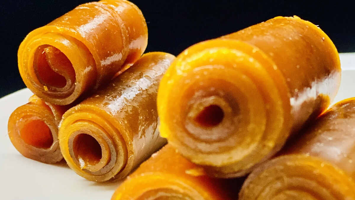 ఇంట్లోనే మామిడి తాండ్ర.. చేయడం చాలా సింపుల్..కానీ 3 రోజులు ఆరబెట్టాలి ...