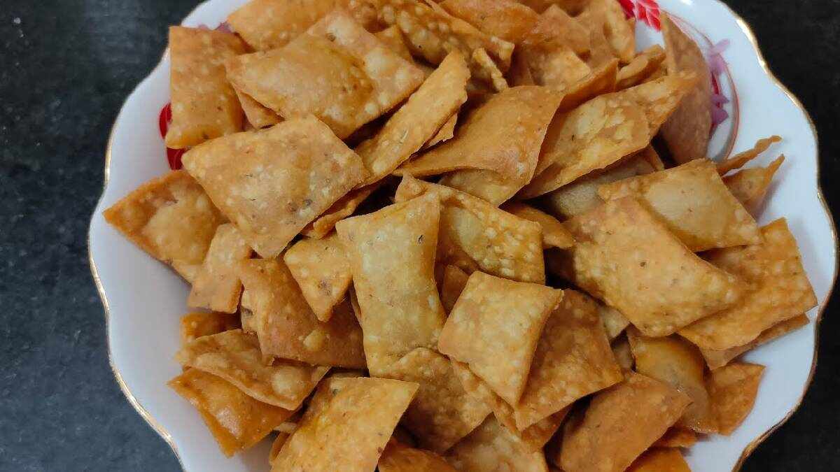 స్వీట్ షాప్ స్టైల్లో డైమండ్ చిప్స్‌ను ఇలా ఎప్పుడైనా చేసుకున్నారా ...