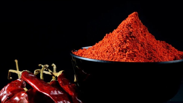 మార్కెట్‌లో దొరికే నకిలీ కారం పొడిని ఎలా గుర్తించాలంటే,ఇంత సింపులా ...