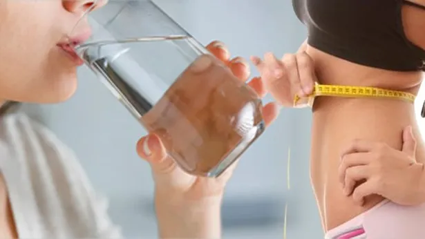 Water Fasting क्या है,Weight Loss, Detox या फिर Insta Trend | Fact ...